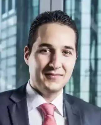 5 Reasons to Invest in Peer-to-Peer Loans - The European Business Review