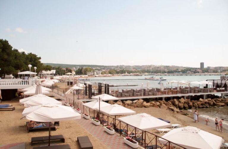 The Economic Impact of Seaside Entertainment Projects on Communities ...